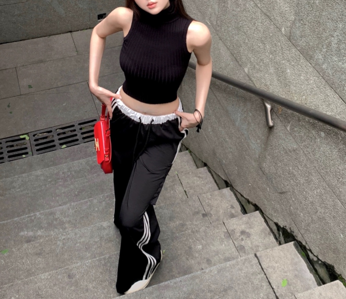 민소매 목폴라 세줄 카고 배색 팬츠 투피스 셋업 목폴라 나시 배색 와이드 팬츠 투피스 데일리 데이트룩 여름 투피스 섹시 투피스 글램 투피스 Bj 여캠 방송 힙스러운 투피스