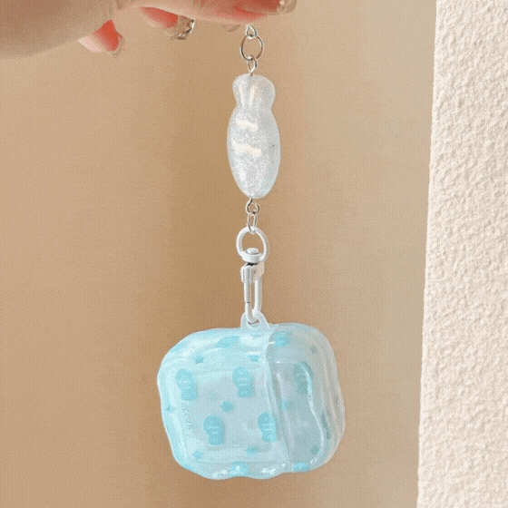 물고기에어팟키링포함에어팟케이스 바다케이스 하늘색케이스 에어팟 에어팟집 생일선물 에어팟1세대 에어팟2세대 에어팟3세대 에어팟프로 에어팟프로2 에어팟 키링 아이폰케이스