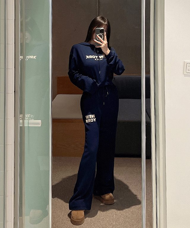 [꾸안꾸/기모안감🔥]레팃 크롭 후드 와이드 트레이닝 세트 - 에이블리