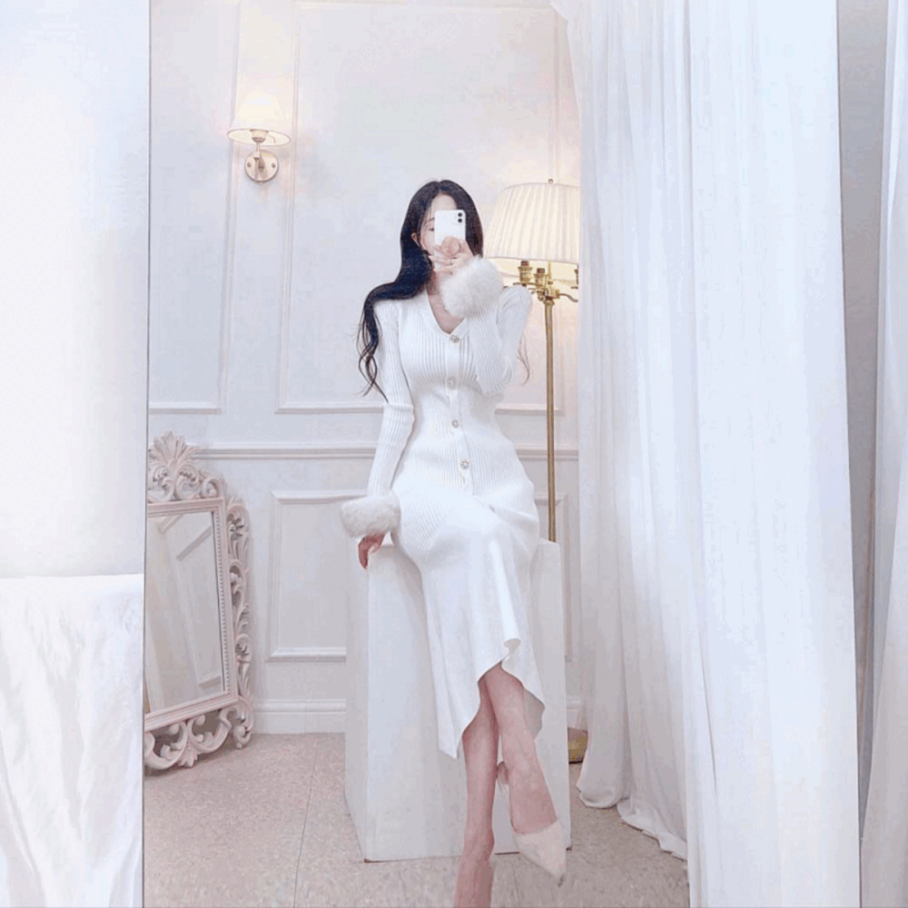 [당일발송💗 단독 오더제작💗] 스노우 화이트 브이넥 폭스 퍼 소매 진주 머메이드 골지 롱 니트 원피스 Good Quality 겨울 밍크 에코 퍼 올드머니룩 올드머니