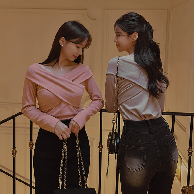 [44-120] [1천장 돌파 ] 모벨느 골지 스판 꼬임 오프숄더 티셔츠 - 에이블리