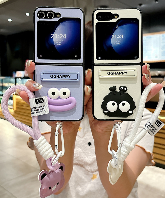 삼성 갤럭시 Z플립6 Z플립5 Z플립4 Z플립3 킥 스탠드 거치대 캐릭터 파츠 스트랩 가죽 제트플립6 제트플립5 제트플립4 제트플립3 지플립6 지플립5 지플립4 지플립3