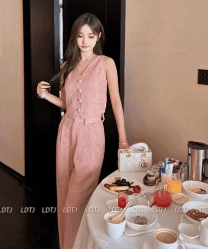 고퀄세트가격에이블리 최저가 여름 트위드 투피스세트 2color 조끼 트위드 트위드투피스 트위드세트 트위드셋업 트위드베스트 트위드조끼 트위드팬츠 트위드바지