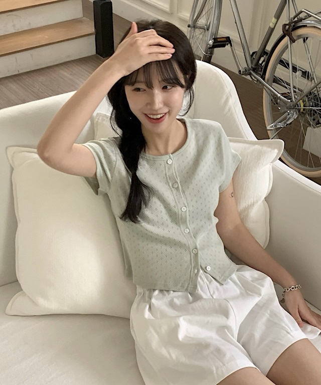반팔ver 미르 플라워 펀칭 크롭 라운드 가디건 에이블리 9662