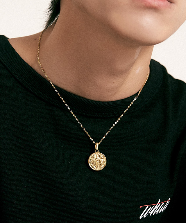 양면 골드 예수 팬던트 써지컬스틸 목걸이 PNC108 - 에이블리