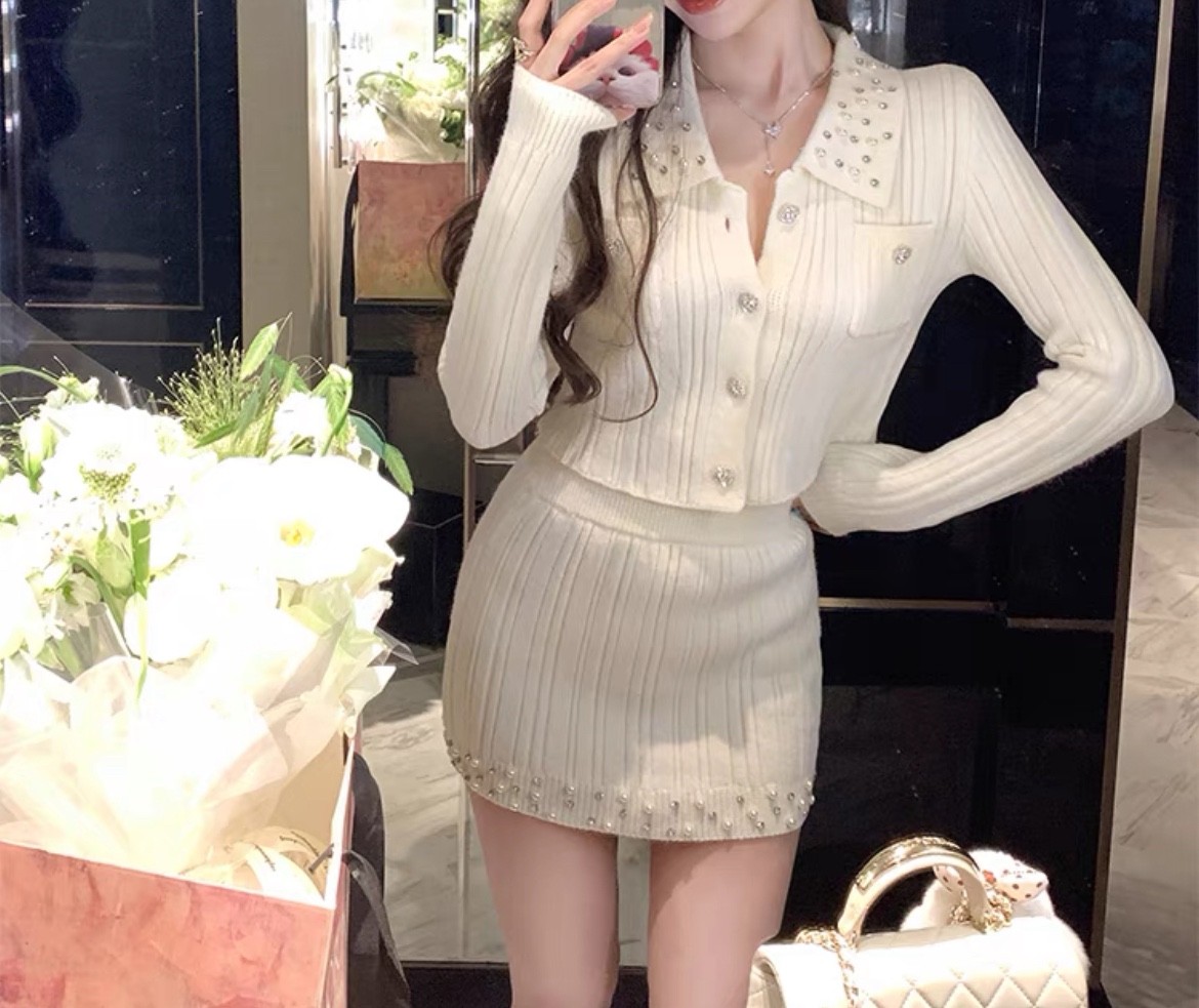 스톤 진주 투피스 셋업 진주 가디건 진주 스커트 스톤 투피스 셋업 진주 투피스 세트 니트 투피스 셋업 카라 가디건 미니스커트 Bj 여캠 방송 홀복 클럽 파티룩 섹시 글램