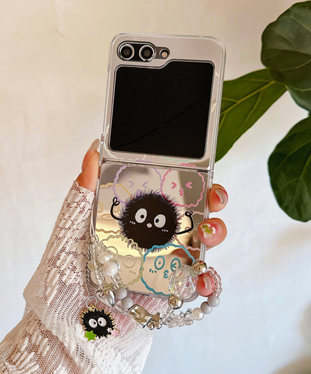 삼성 갤럭시 Z플립6 Z플립5 Z플립4 Z플립3 메탈릭 실버 곰돌이 드로잉 비즈 스트랩 하드 제트플립6 제트플립5 제트플립4 제트플립3 지플립5 지플립4 지플립3 폴더블폰