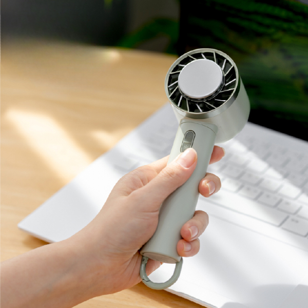 슈틸루스 급속냉감 에어컨선풍기5 휴대용 에어컨 미니선풍기 손선풍기 고리선풍기 - 에이블리