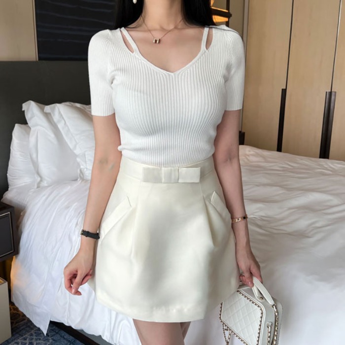 빠른배송 수입 어깨트임 라운드 반팔 니트탑 2C - 에이블리