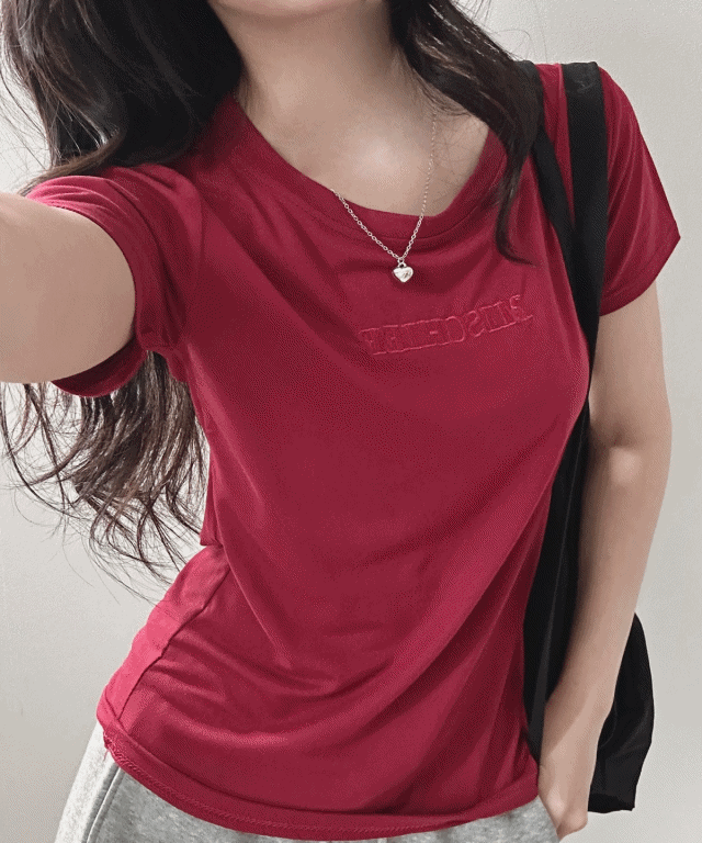 당일🚀 11💕 자수포인트 날씬핏 미스치프 자수 포인트 슬림 기본 여름 반팔 티셔츠 학생 대학생 데일리 데이트 캐주얼 캠퍼스 직장인 여행 수학여행 졸업 개강 방학 여신