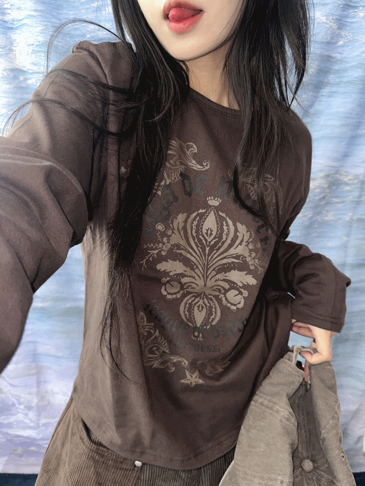 [소장추천!]y2k 펑키 걸즈 시드 프린팅 무디 슬리브 긴팔 티셔츠(4color) - 에이블리