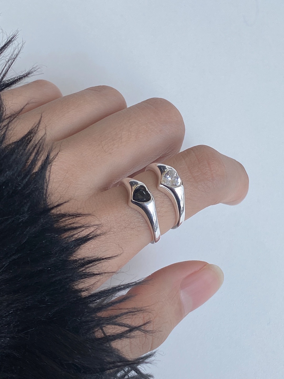 (925silver) Bold heart ring ( 2color) 하트반지 오픈링 - 에이블리